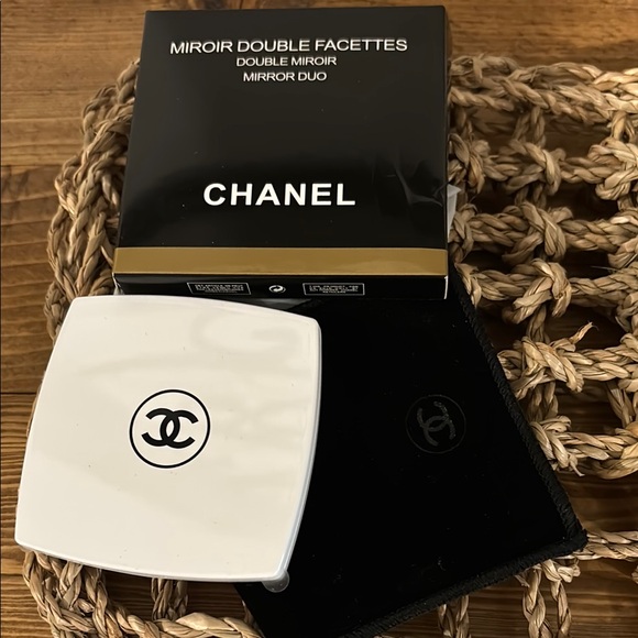 CHANEL | Skincare | Chanel Miroir Double Facettes Black And White ...